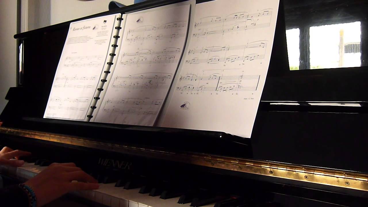 Roméo et Juliette-Piano - YouTube