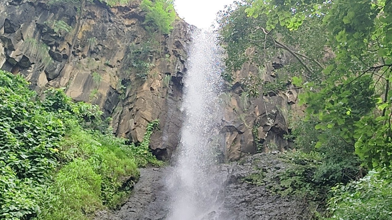 Shahdol District | Sarai Ghat | Patkhai Ghat Water Fall - YouTube