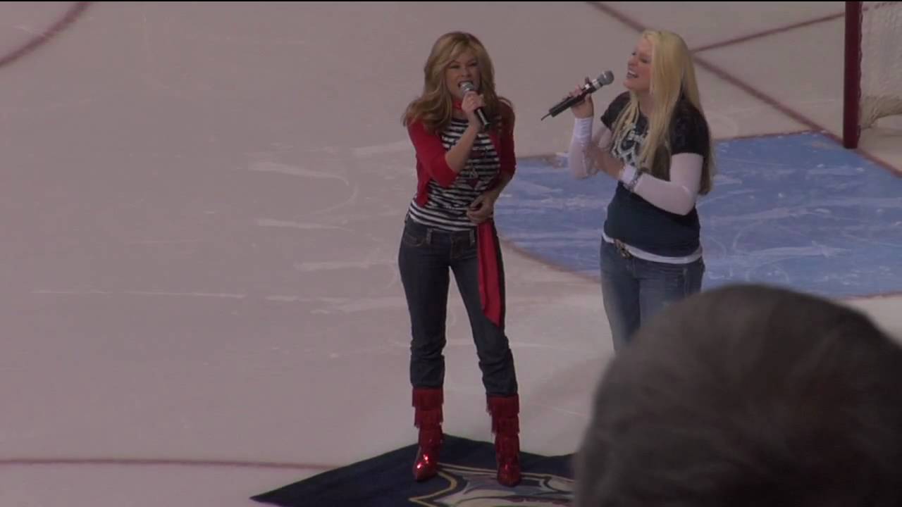 Michelle Spaziano & Melissa Duvall National Anthem Nashiville Predators ...