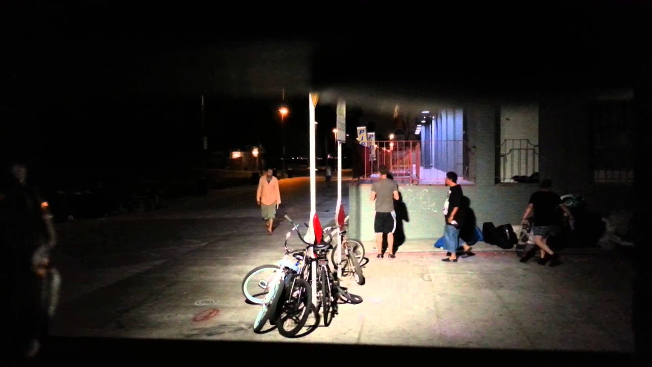 Venice beach boardwalk during night time - raw footage - part 1 [HD ...