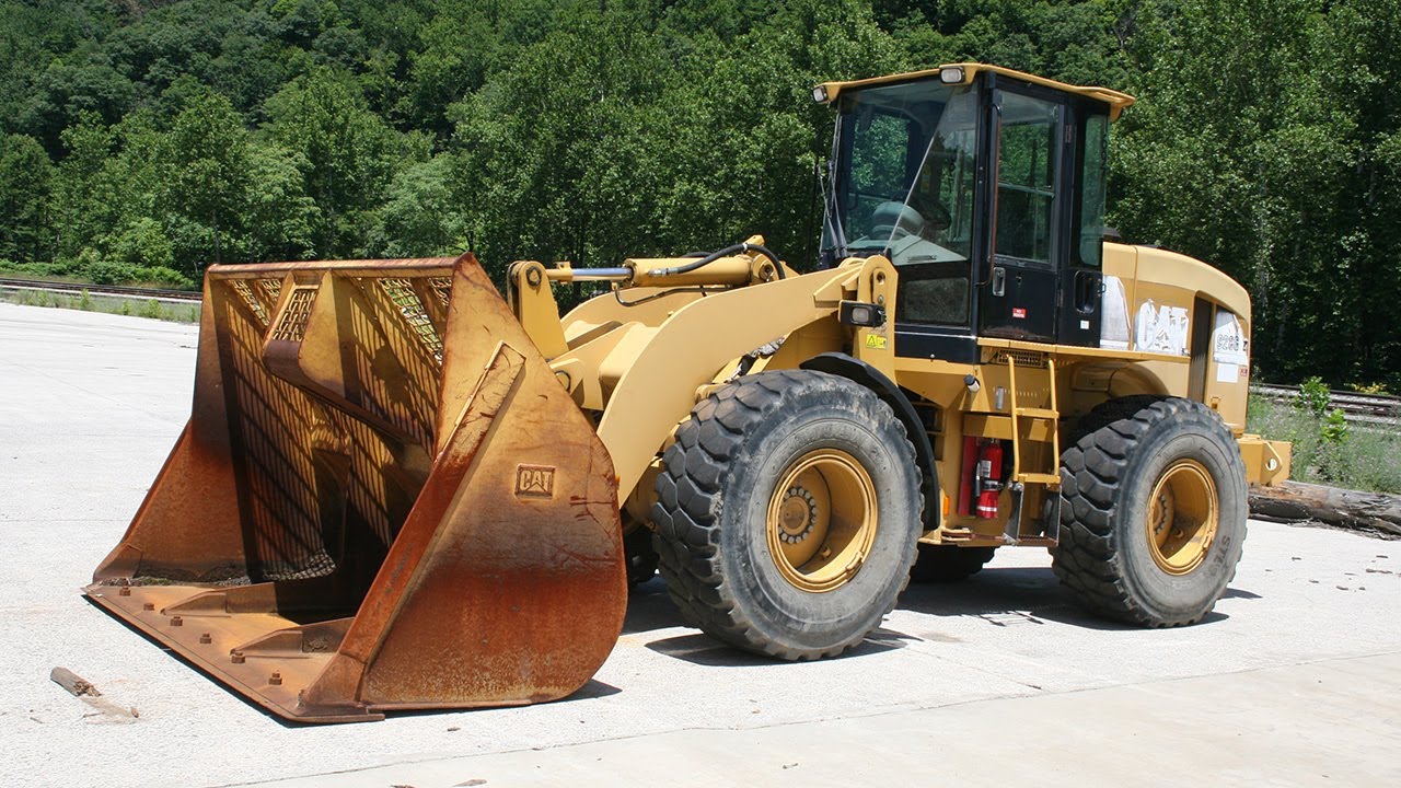 2005 CAT 928G Wheel Loader - YouTube