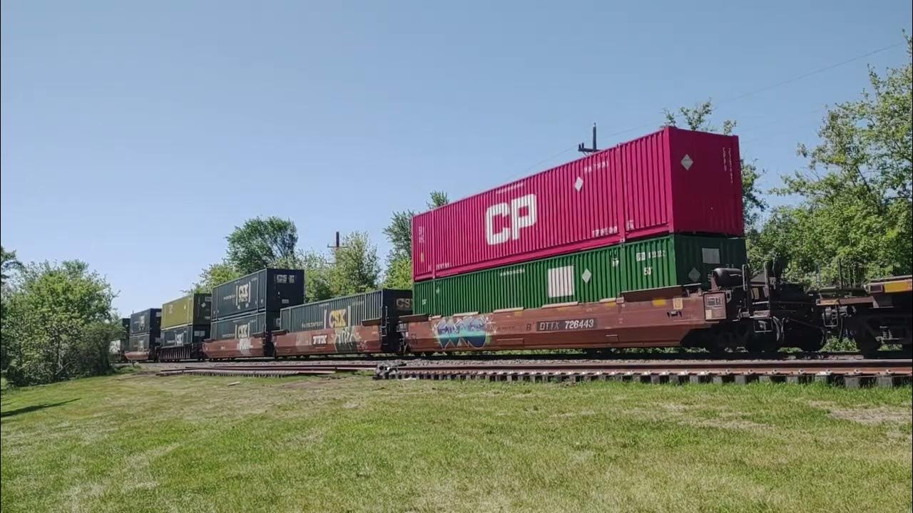 CP 7013 CP Heritage unit at Northbrook, IL. - YouTube
