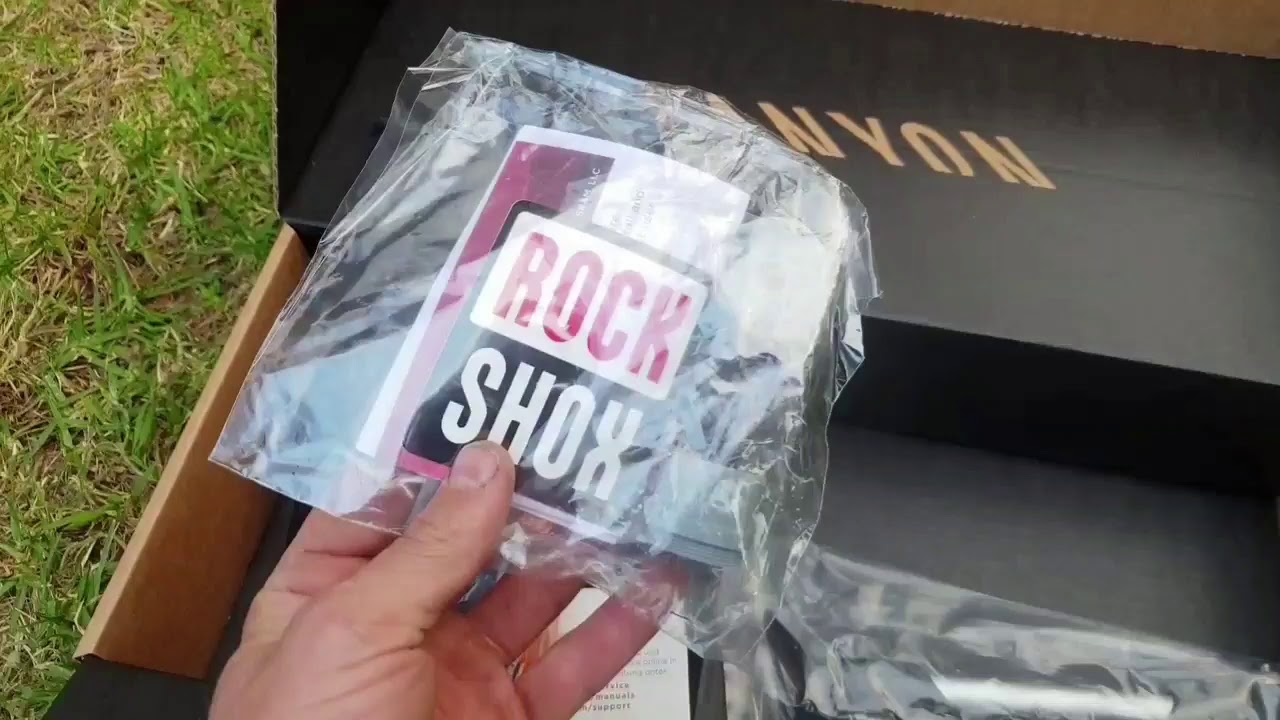 Canyon stitched 360 unboxing and test ride - YouTube