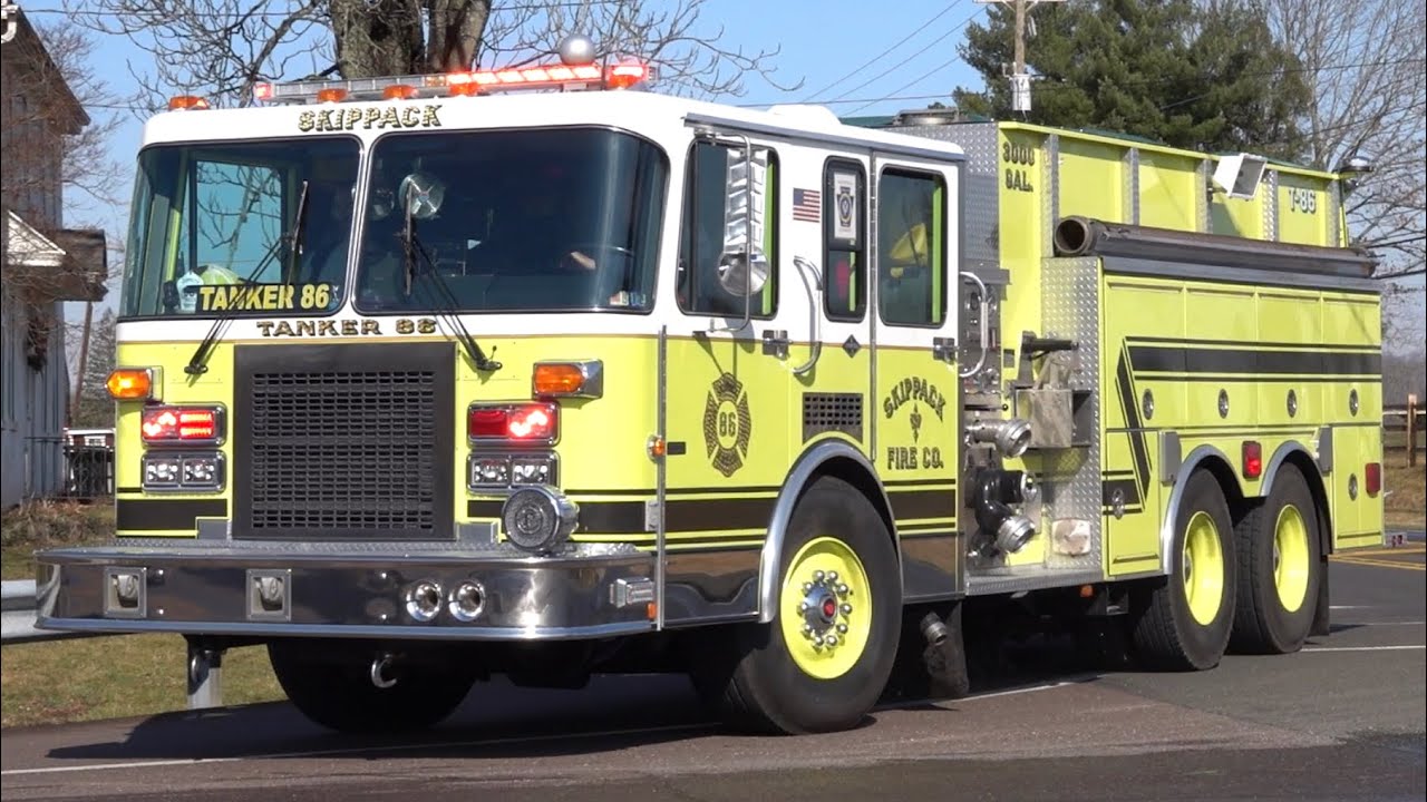 Skippack Fire Company Tanker 86 Responding 3/10/22 (2) - YouTube