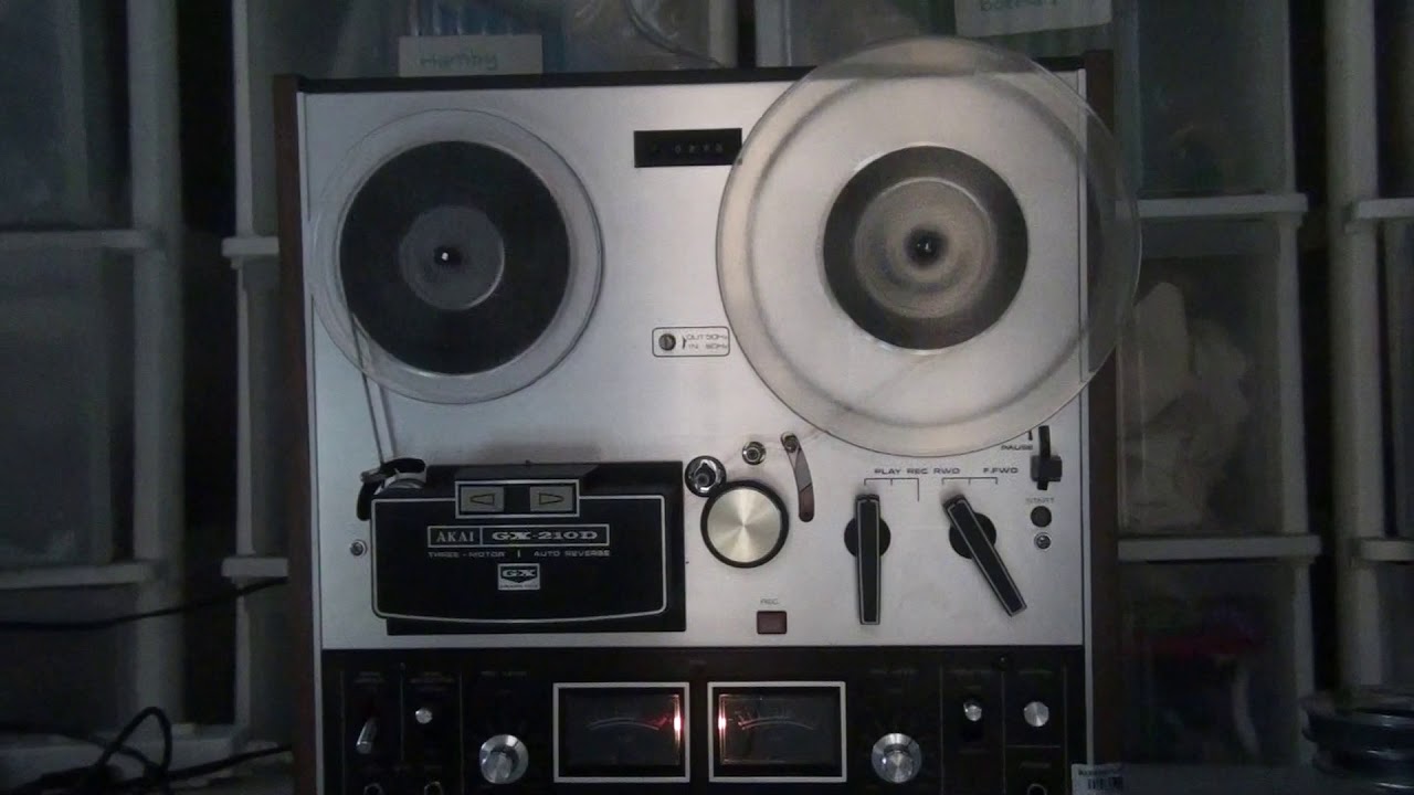 Reel-to-reel tape rewind - YouTube