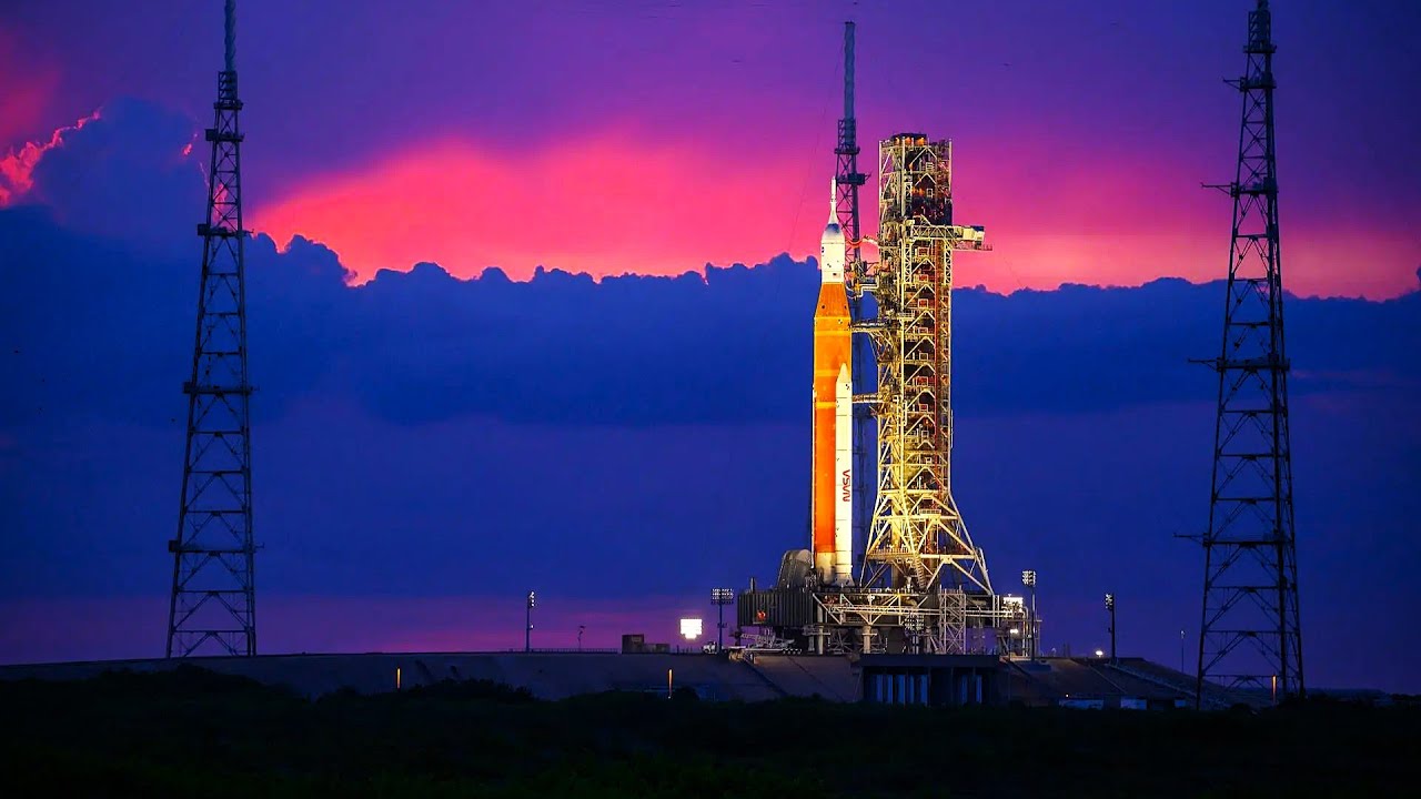 NASA Artemis Night Launch - YouTube