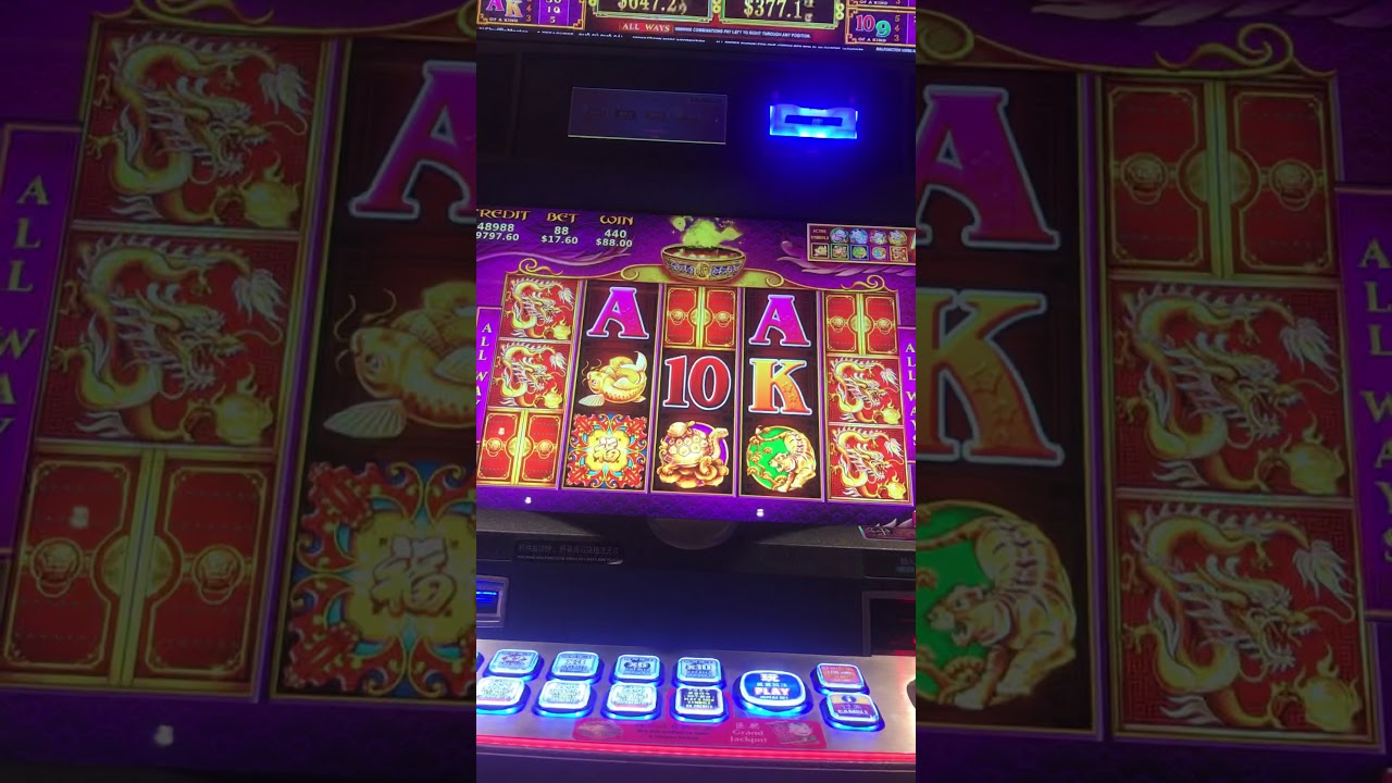 100x result of betting amount. from MACAU SLOT machine. - YouTube