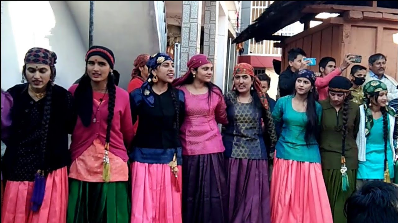 Dimich beautiful pahadi girls dance II traditional culture dress pahari ...
