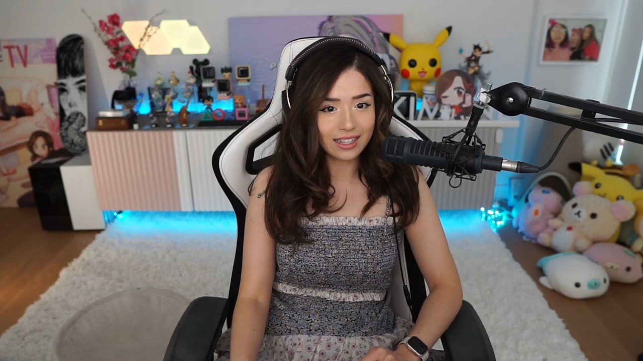 Pokimane - BIG BEAUTIFUL GAMING ( ‿ ) 20220216 - YouTube