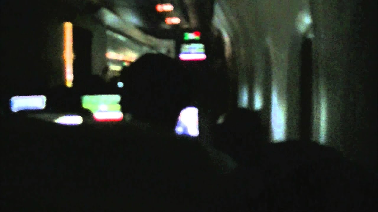 Турбулентность. Дубаи - Гонконг EK 383. Emirates 24.03.2015 - YouTube