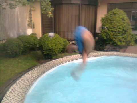 Berenang Telanjang