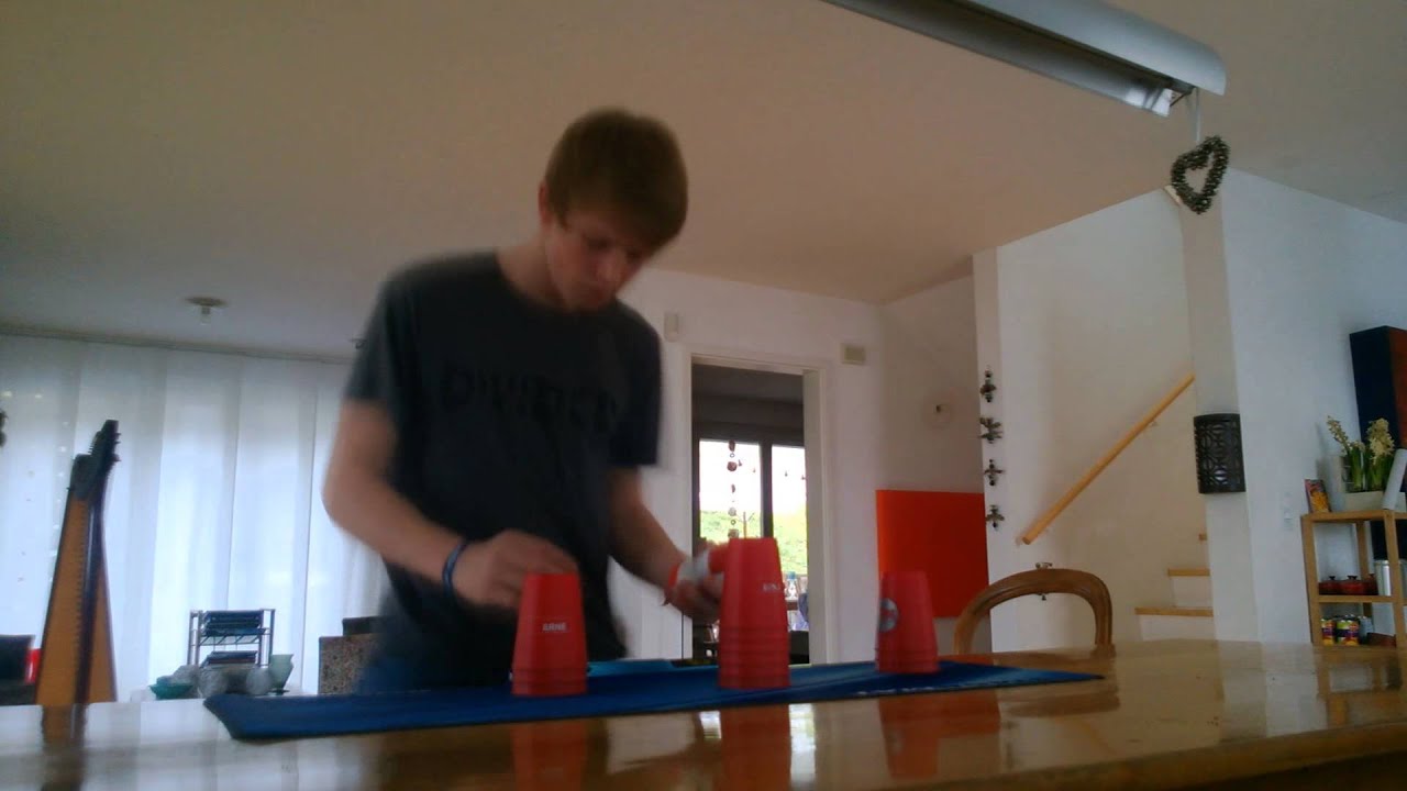 Sport Stacking + Juggling - YouTube