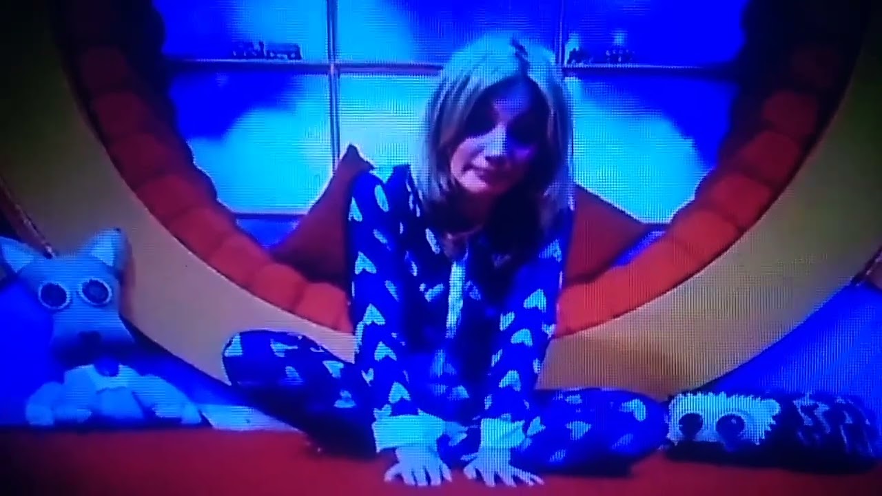 [FAKE] BBC CBeebies - Aneta Piotrowska śpi w 2012-obecnie (dla Jakuba ...