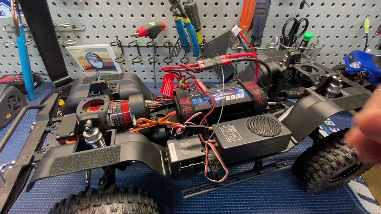 Redcat Gen 8 with ESS One sound system - YouTube