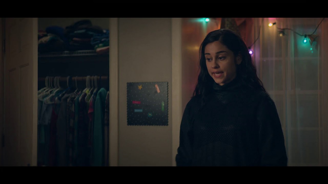 Stargirl - Wildcat suit - YouTube