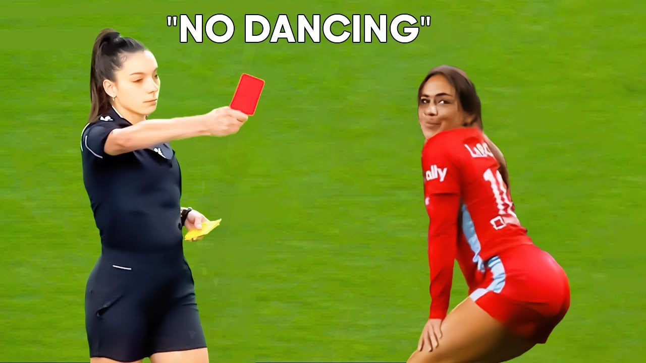 Craziest Moments in Women's Football - YouTube