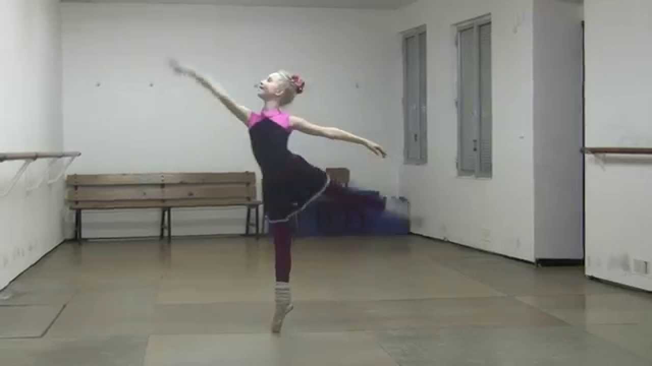 White Swan Odette Variation. Swan Lake, 9 years old spanish ballerina ...