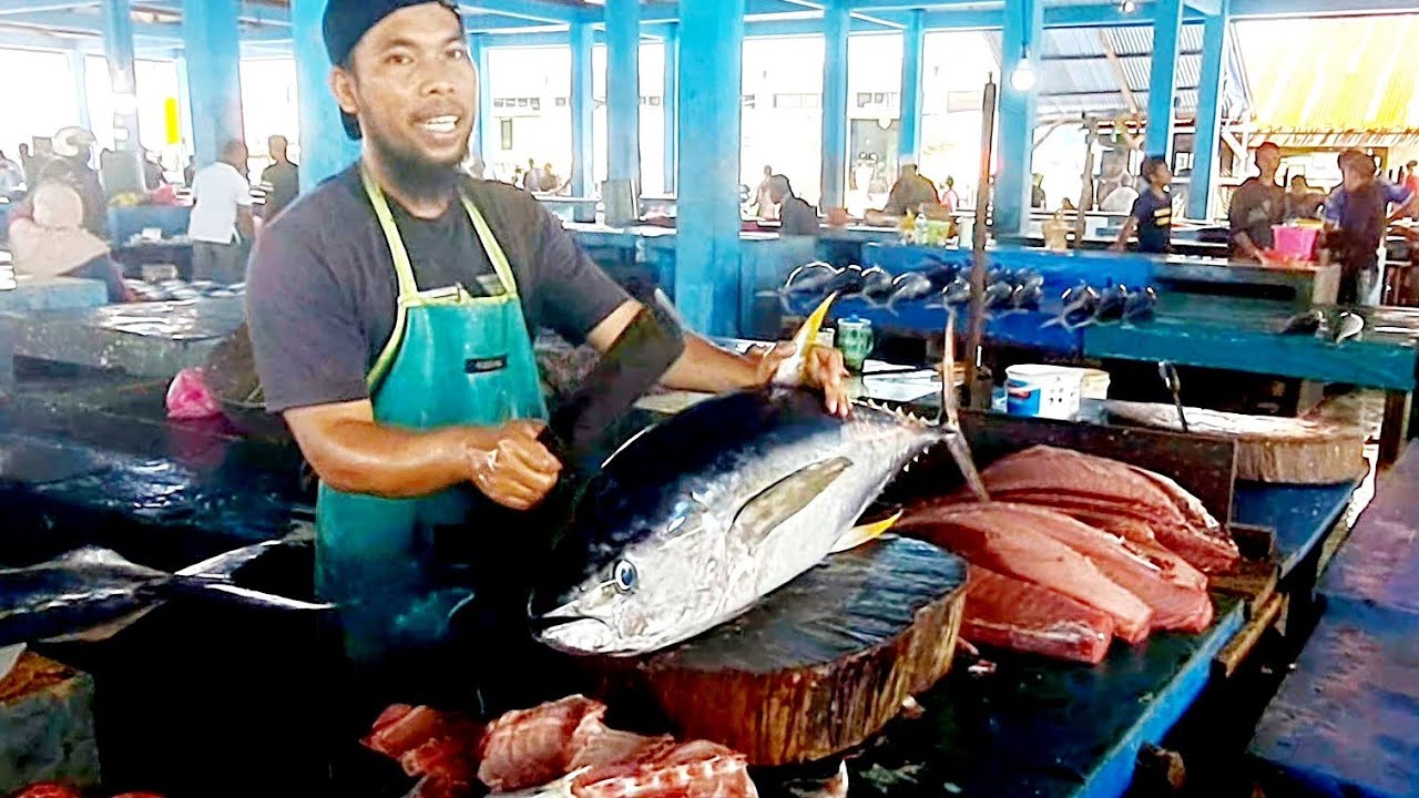 What an extraordinary tuna chop || Big and Fresh - YouTube