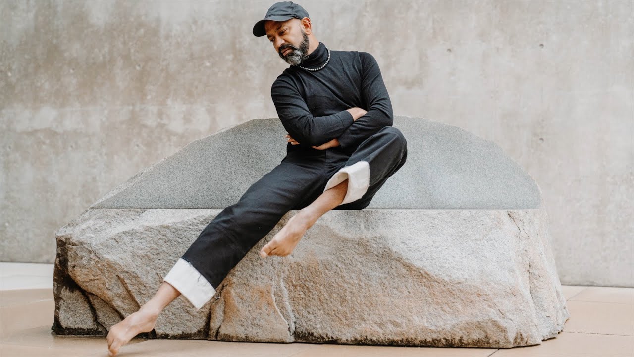 Scott Burton: Shape Shift at the Pulitzer Arts Foundation - YouTube