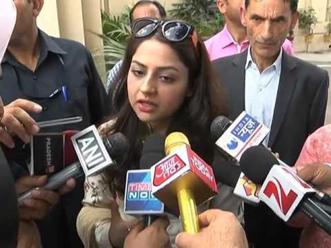 Irtika, the elder daughter of Mehbooba Mufti interview - YouTube