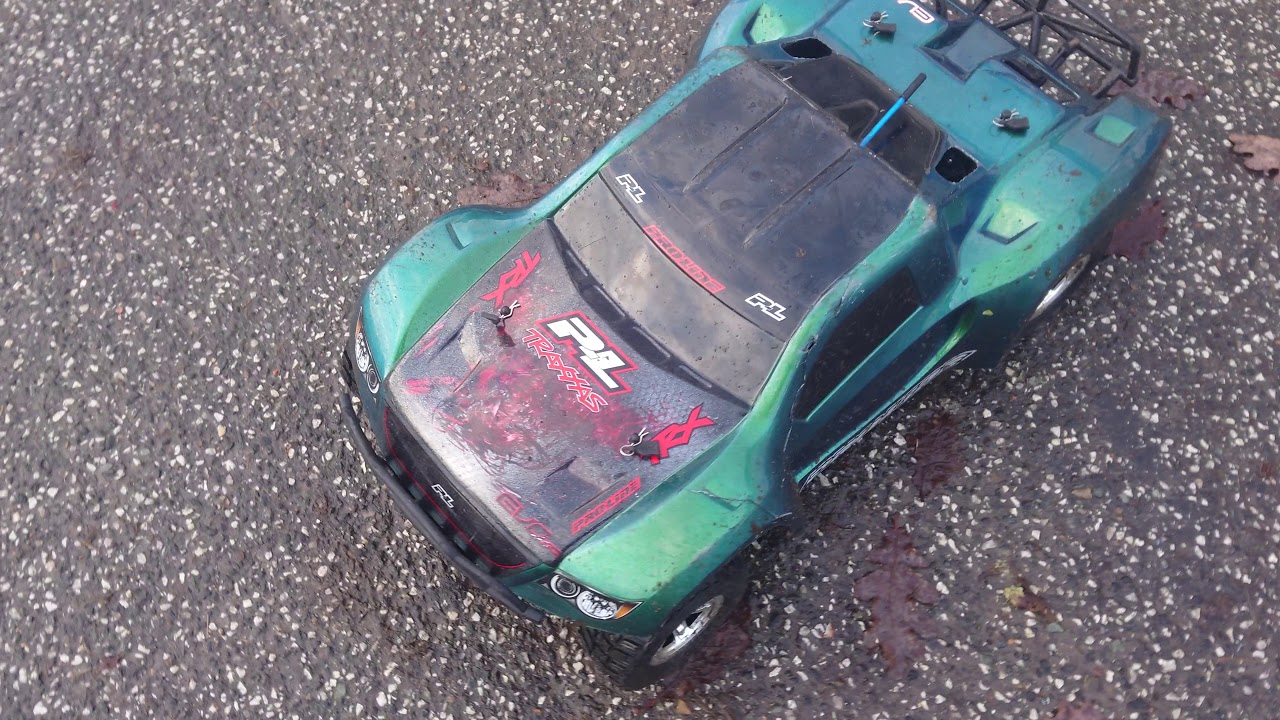 Custom paint on Traxxas slash 2wd - YouTube