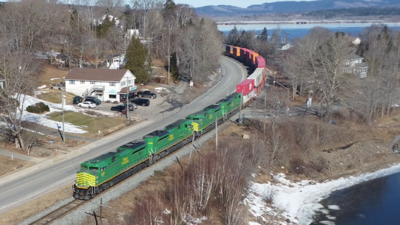 Awesome Aerial 4K View! Long Stack Train NBSR 120 passing thru Grand ...