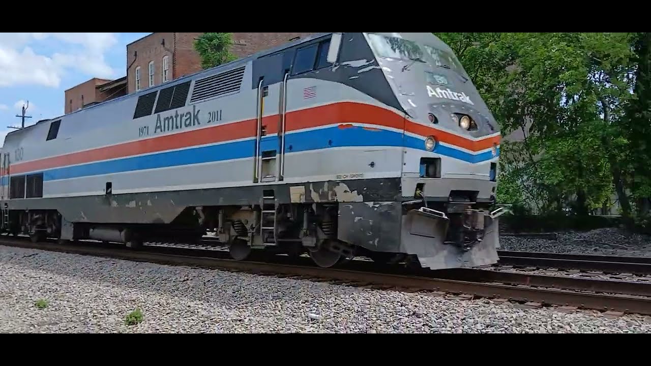 Locomotive 130 Leads Amtrak 158 Westbound through Suffolk, Va. - YouTube