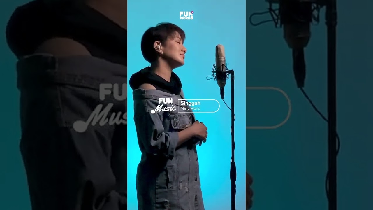 FANCAM LIVE PERFORMANCE MELLY MONO SINGGAH - YouTube
