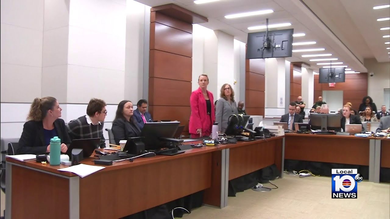 Parkland school shooter's defense surprises prosecution - YouTube
