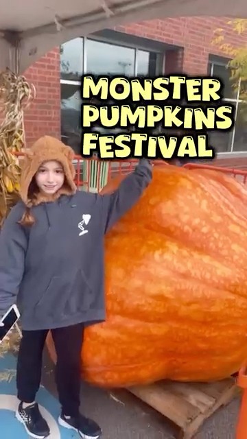 Monster Pumpkins Festival: Pumpkin Drop - YouTube