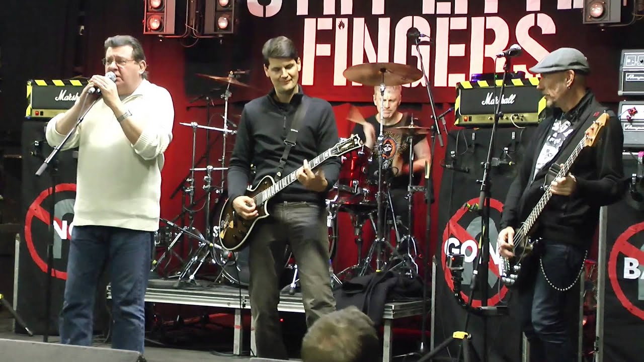 Alternative Ulster - Stiff Little Fingers (guest: Bertram) - YouTube