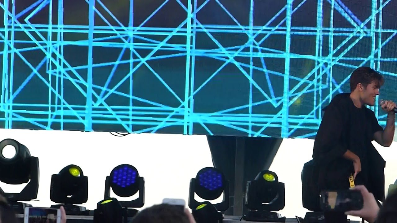 Benjamin Ingrosso - Dance You Off (Eurovision Village 2018, Lisbon ...