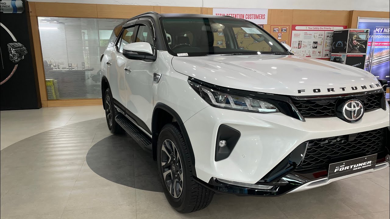 2023 TOYOTA FORTUNER LEGENDER | LEGENDER 4X4 | LEGENDER 4X2 | WHITE ...