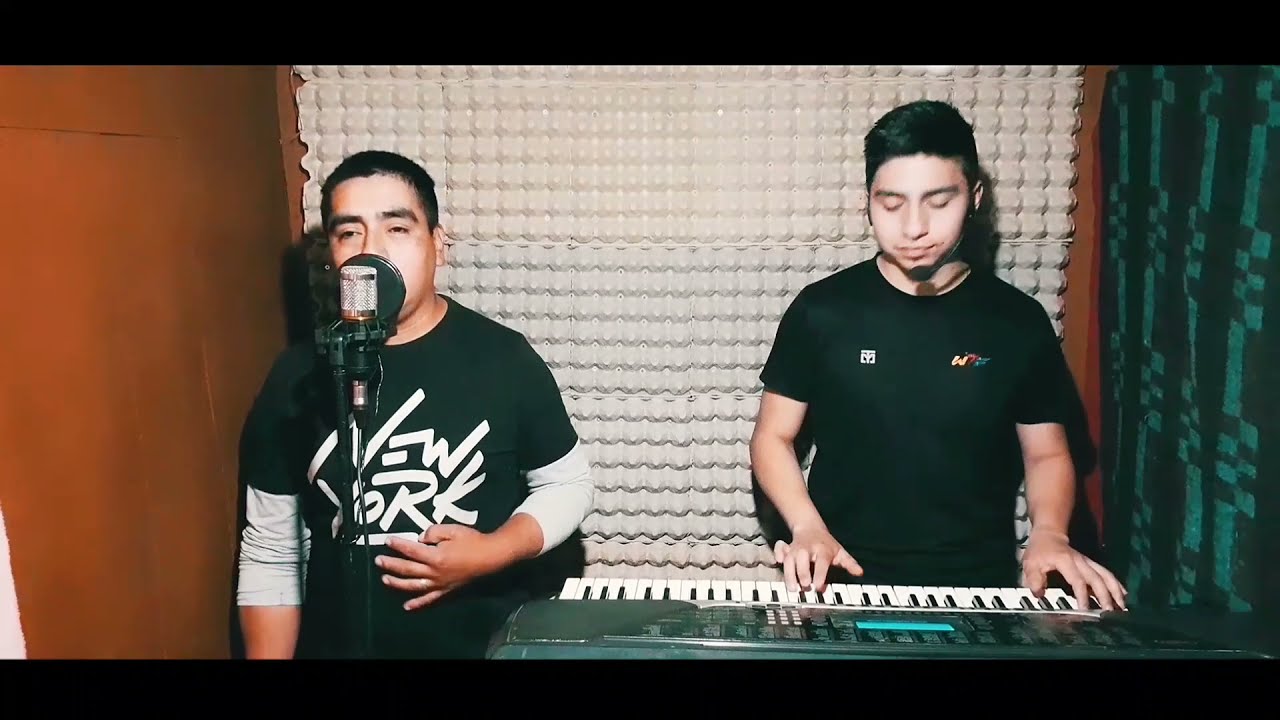 Mix Rancheras Bailables _ Rodrigo Ft. Adrián Keys - YouTube