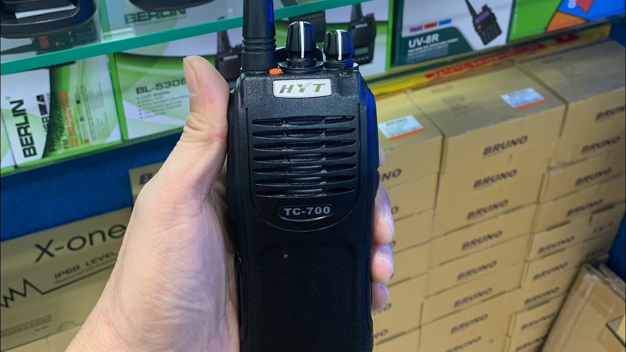 TOKO HT METRO ELECTRONIC,Spesialiss Handy Talkie.tlp 08128751683 Glodok Harco - YouTube