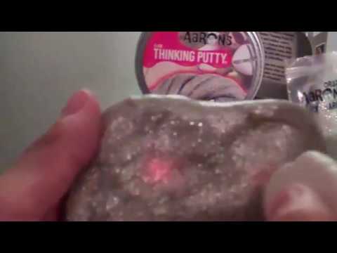Thinking Putty Christmas 2017 Jingle Glowing Putty Review! - YouTube