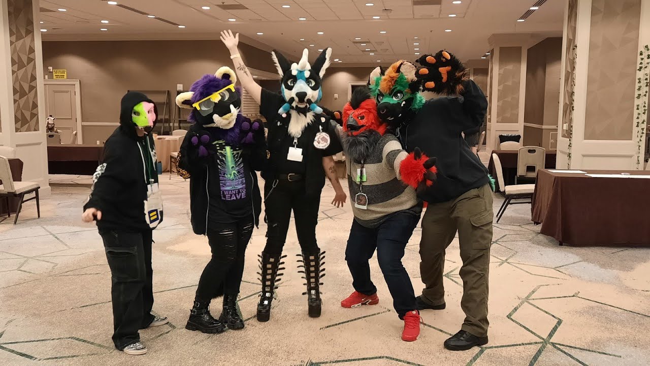 Denfur Furry Convention Vlog - YouTube