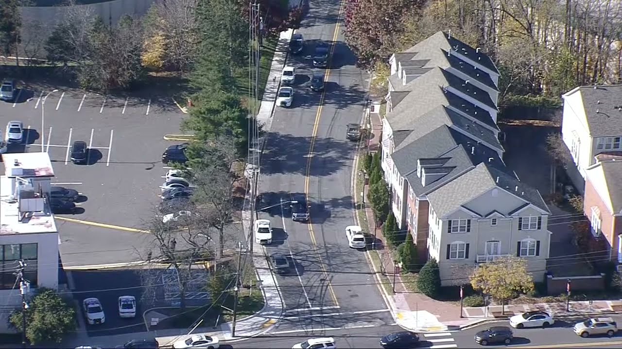 WATCH LIVE : Shots fired during bank robbery in Silver Spring, police ...