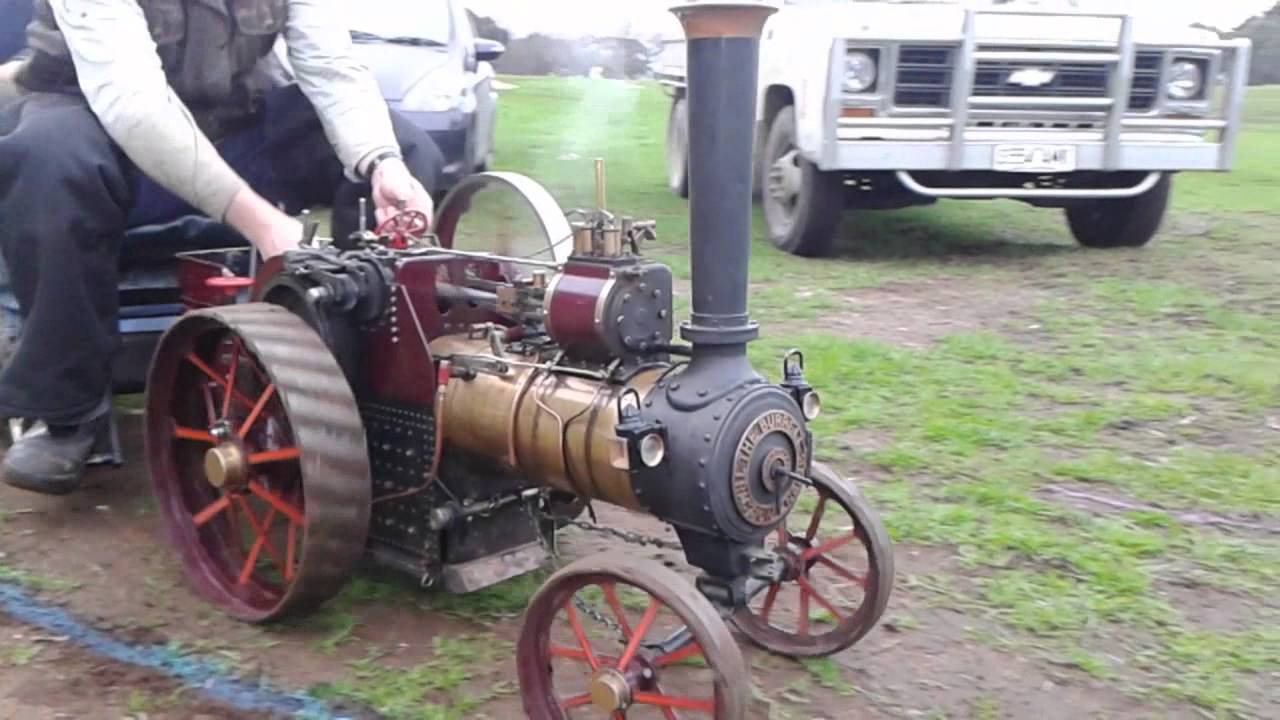 Luke Harfull's 3" scale Burrell traction engine at Mil-lel - YouTube
