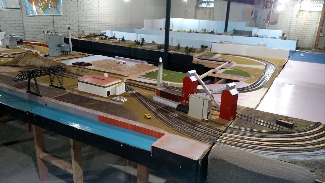 Putting the HO Scale Great Lakes Eastern Model Railroad Back Together ...