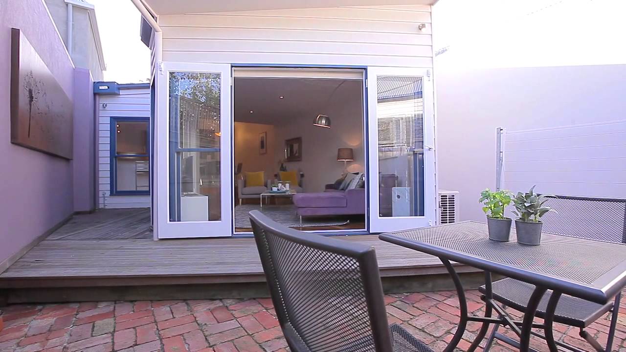 Greg Hocking / Danks Street 148, Albert Park 3206 - YouTube