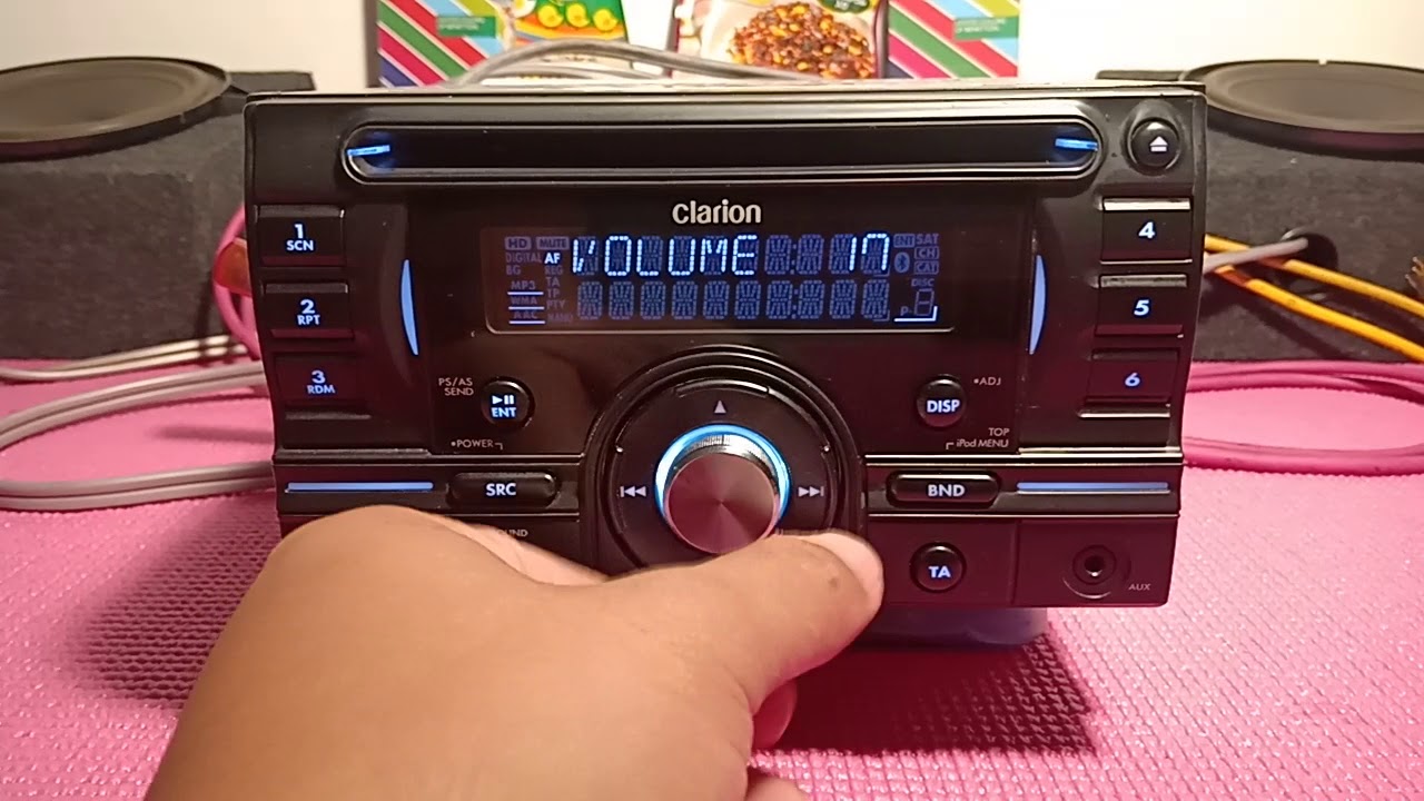 CLARION DUZ388RMP CD USB - YouTube
