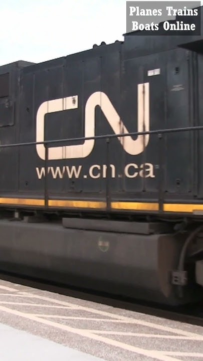 #shorts CN E271 CN 2322 & CN 2286 Locomotives Autorack Train #trains - YouTube