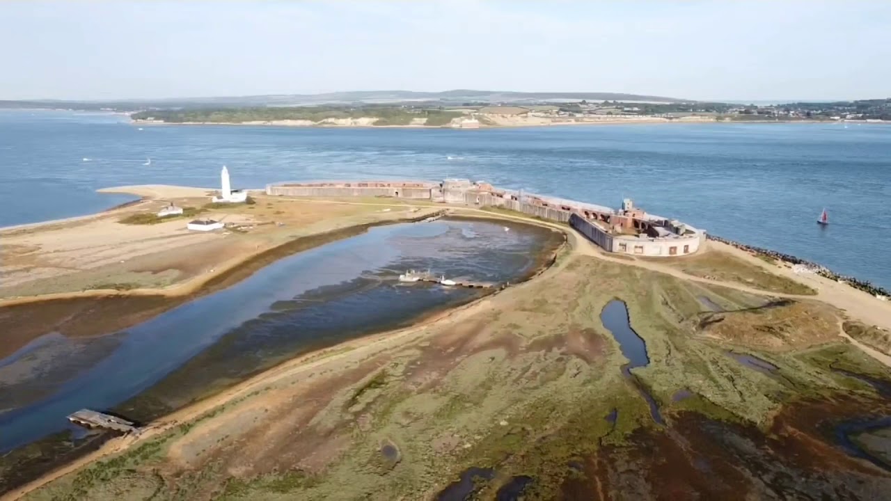 Lymington. Hurst Castle - YouTube