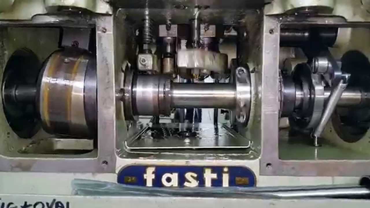 Chain Machine in Action: NZ-Made Oval Figaro 1/1 at Morris and Watson ...