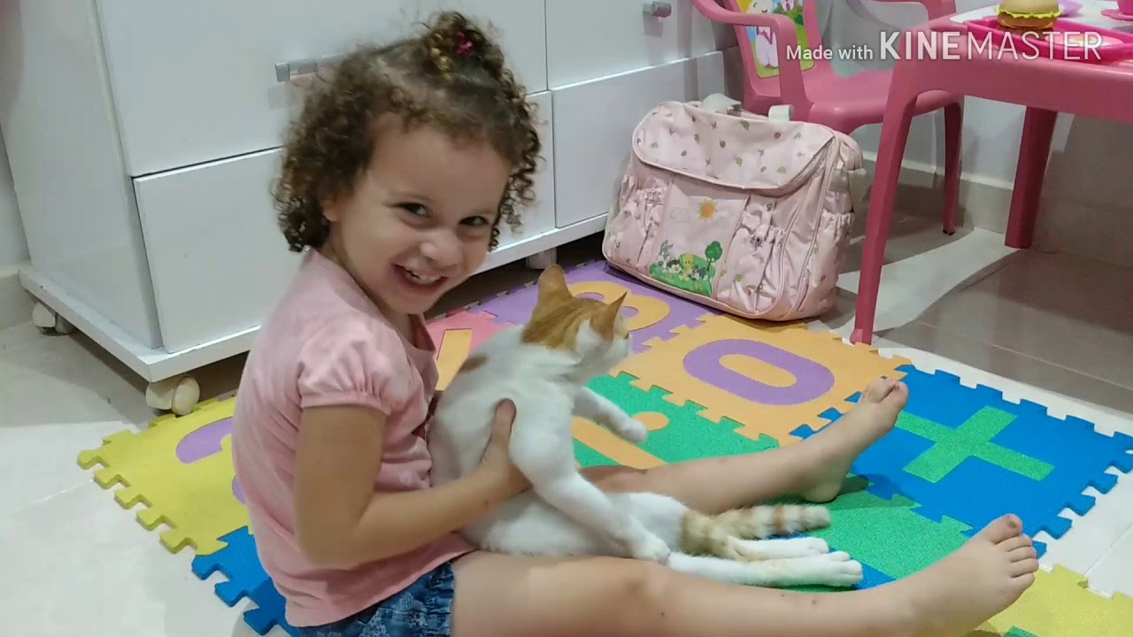 Brincando Com A Alice Youtube