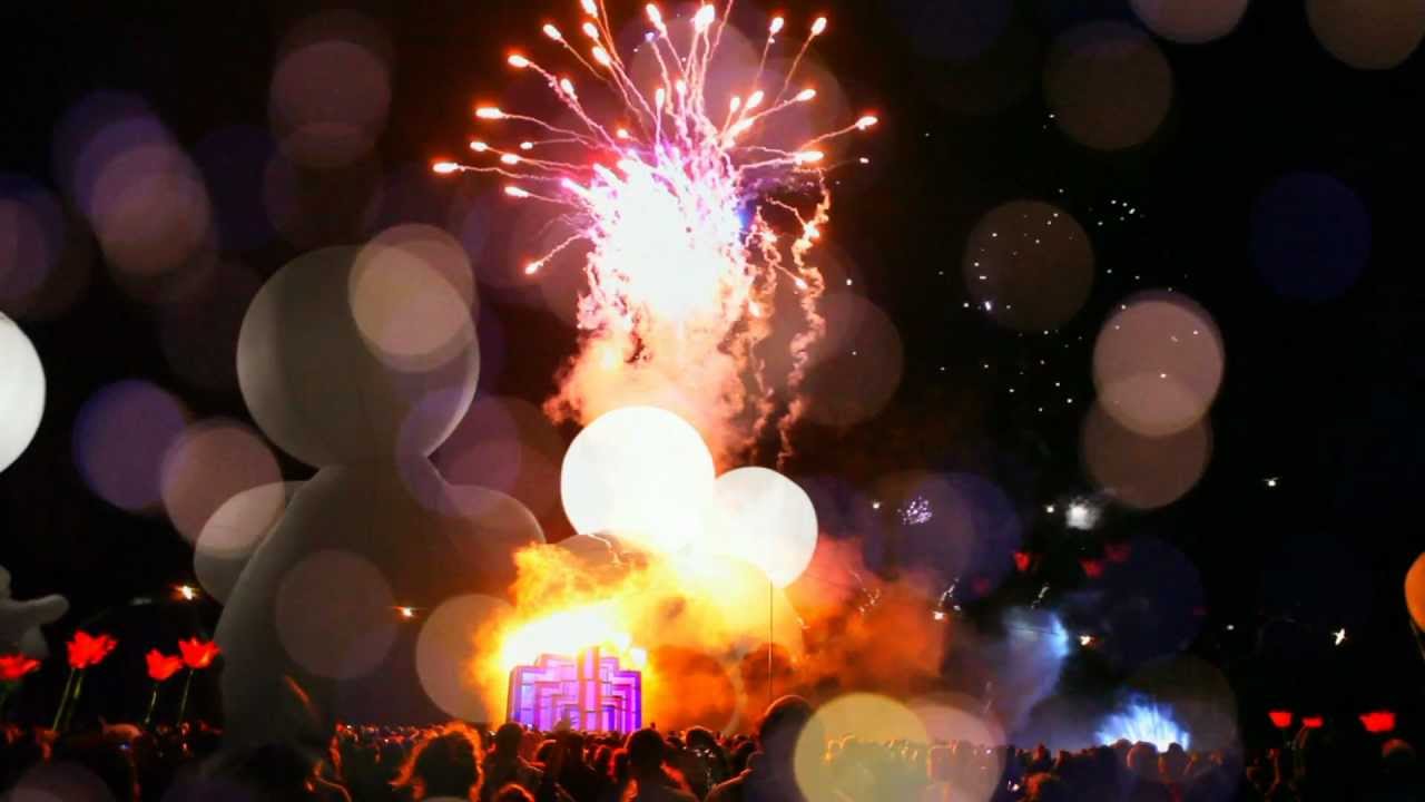 Bestival Announce Sunday Headliner - YouTube