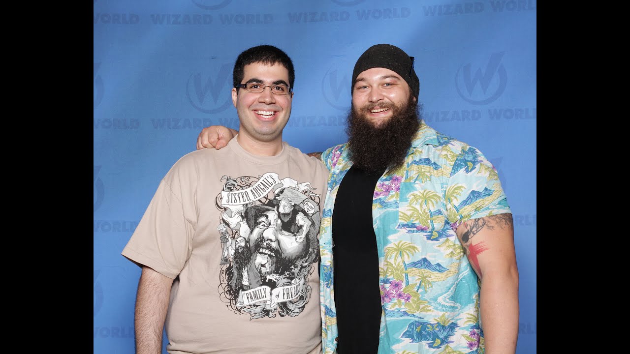 Day In The Life: Meeting PAIGE & Bray Wyatt at Wizard World Chicago ...