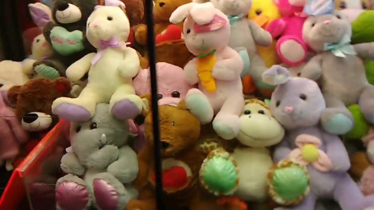 RESTRUCK - Claw Machine Winning Skill Crane Wins - YouTube