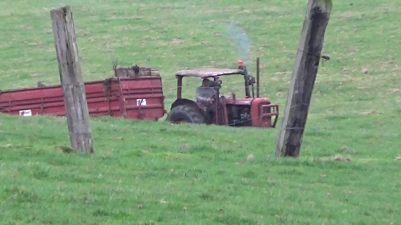 SOUND Nuffield 460 BMC Diesel - YouTube